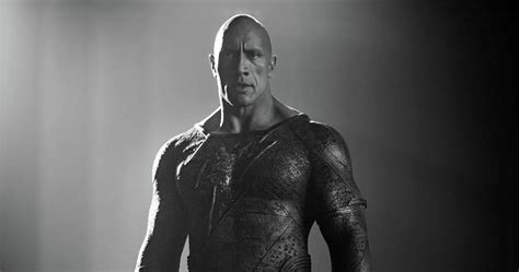 Personagens de Adão Negro ganham destaque em novas imagens do filme