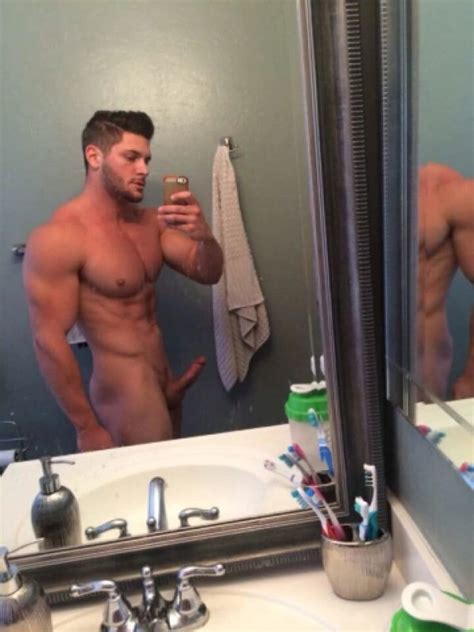 Handsome Jerdani Kraja Ifbb Pro Marine Naked Fit Naked Guys