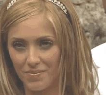 GIFs De Mia Colucci Tenor