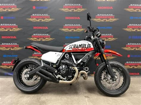 Ducati Scrambler Urban Motard Star White Silk And Ducati Gp
