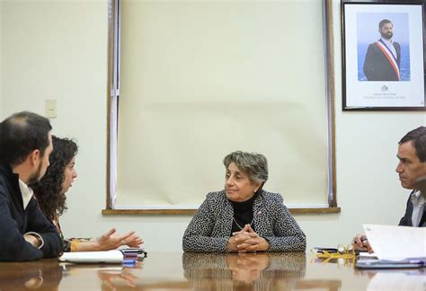 Ministra López se reúne con ministra de Bienes Nacionales para avanzar