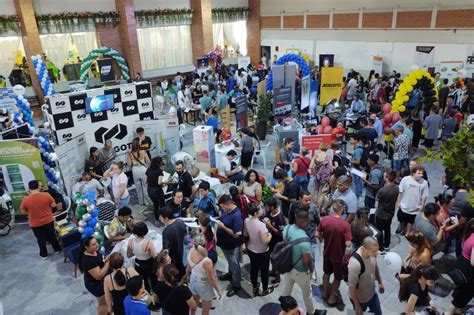 Imperdível Feirão de empregos 75 empresas oferece mais de 5 600 vagas