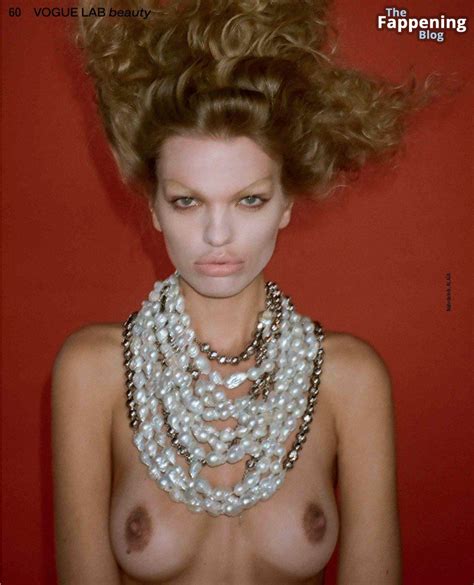 Daphne Groeneveld Naked Sexy 13 Pics EverydayCum The Fappening