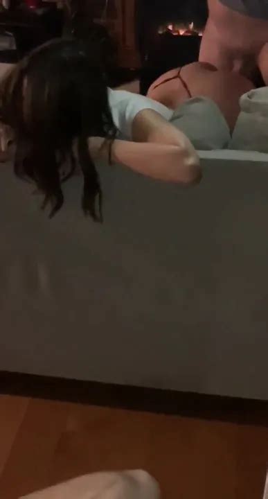 Alguna vez te han inmovilizado mientras tu amante asiática te da el