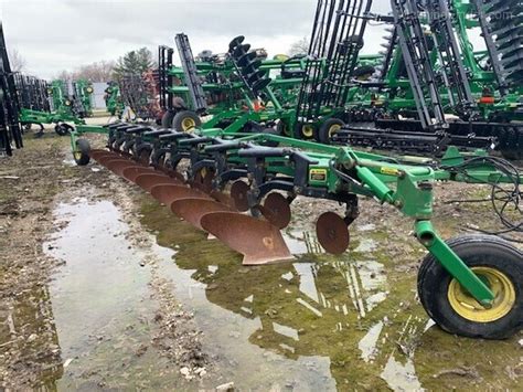John Deere Moldboard Plows Machinefinder