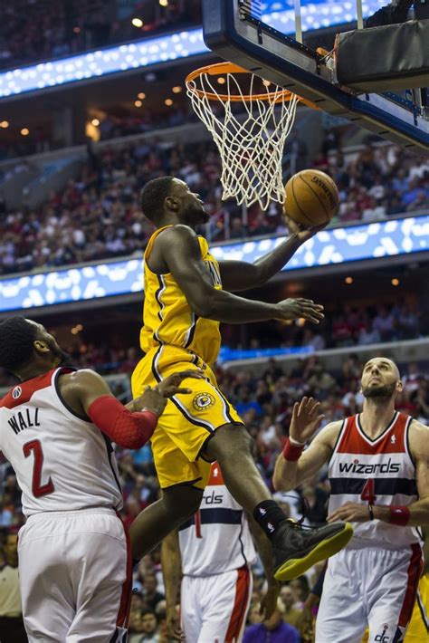 NBA Wizards przegrali wygrany mecz Bardzo słaby Gortat RMF 24
