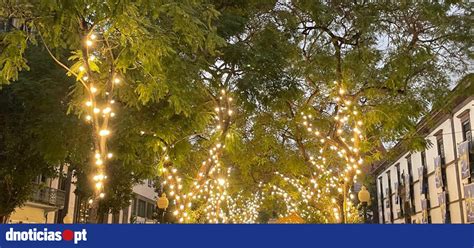 Luzes de Natal já brilham no Funchal DNOTICIAS PT