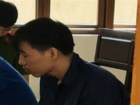 Bắt khẩn cấp thầy giáo để điều tra hành vi hiếp dâm trẻ em