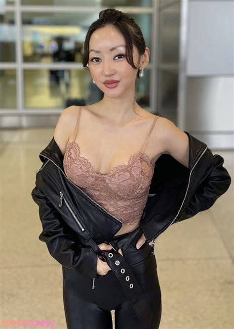 Yeonmi Park Nude OnlyFans Leaked Photo 1 TopFapGirls