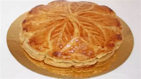 Galette des Rois à la Frangipane de Cyril Lignac Une Tradition