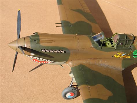 1 32 GWH Curtiss Hawk 81 Flying Tigers Ready For Inspection Large