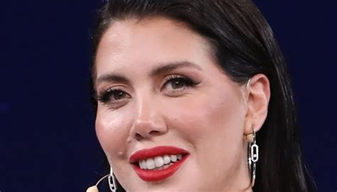 Wanda Nara Esce Allo Scoperto Col Nuovo Fidanzato E Mostra Il