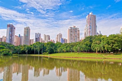 Goiânia está entre as 10 cidades maior valorização imobiliária do