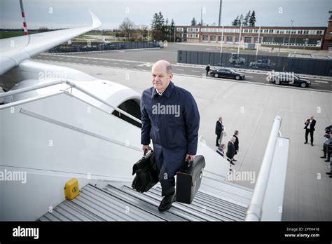 M Rz Brandenburg Sch Nefeld Bundeskanzler Olaf Scholz Spd