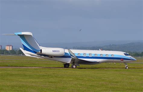 N8833 Glasgow Airport Douglas Buick Flickr