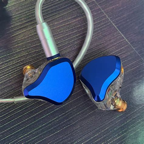 Tai Nghe Nhét Tai FENGRU CF3 Âm Thanh HiFi 2DD Kèm Dây Cáp MMCX