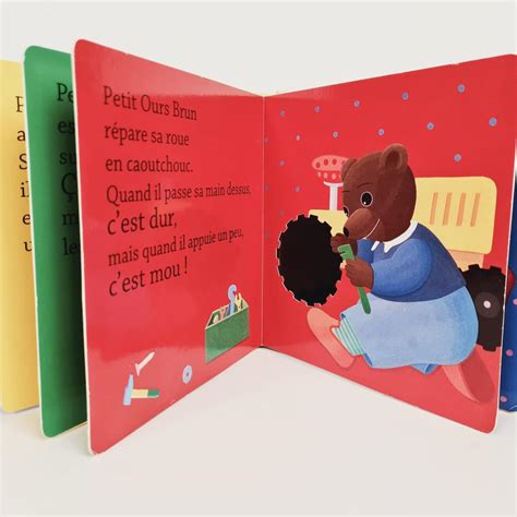 Livre Pages Rigides A Toucher Petit Ours Brun Touche Tout