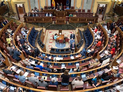 La Mediación de seguros satisfecha con la eliminación de la tasa de 250