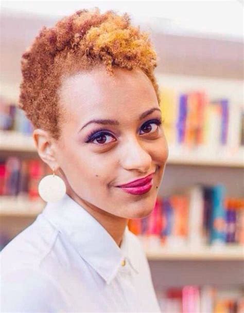 Coupe afro hiver 2015 Coiffures afro les filles stylées donnent le