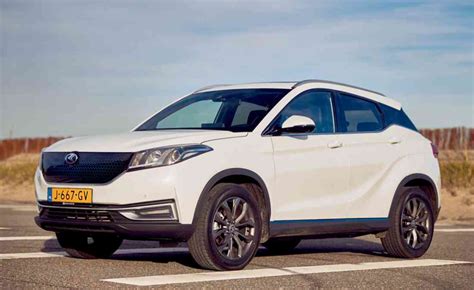 DFSK Seres 3 nuevo SUV eléctrico para Colombia Precio y ficha técnica