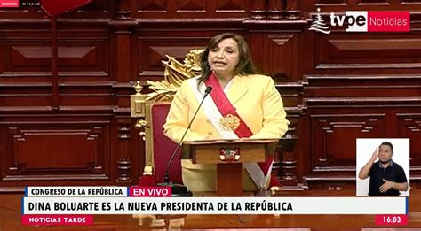 Dina Boluarte Jura Como La Primera Mujer Presidenta Del Per