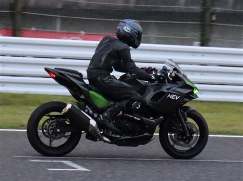 Kawasaki Unveils First Production Prototype Of Ev Version Naked In