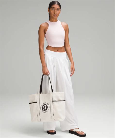Lululemon Athletica Daily Multi Pocket Canvas Tote Bag 20L Unisex