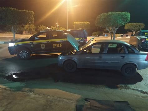 Equipe da PRF recupera veículo roubado após perseguição na BR 242 em