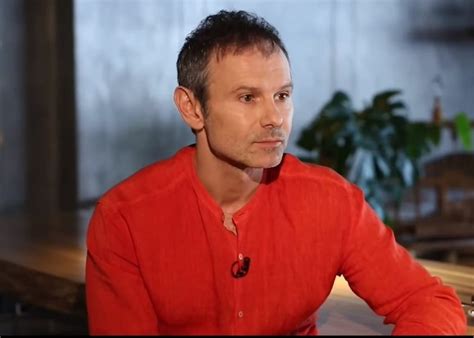 Vakarchuk zadowolił fanów uroczymi zdjęciami z mamą i podzielił się