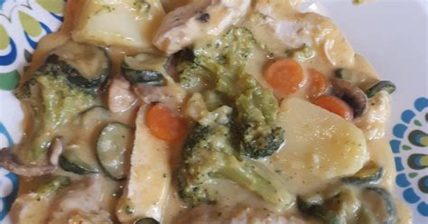 BLANCS DE POULET ET SES LEGUMES par Naty49 Une recette de fan à