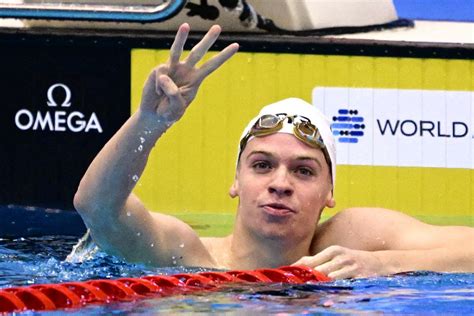 J 100 des Jeux Olympiques de Paris 2024 Natation Léon Marchand dans