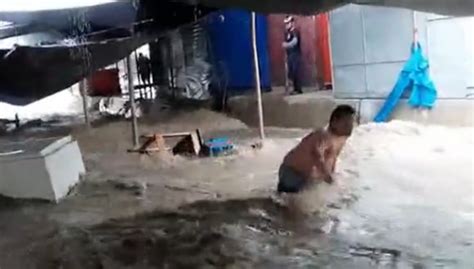 Sullana Torrencial lluvia inundó la ciudad y provocó destrozos VIDEO