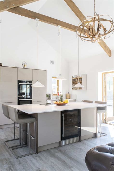 19 Vaulted Ceiling Lighting Ideas For Every Style Atelier Yuwa Ciao Jp