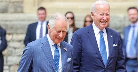 Król Karol III na szczycie NATO spotkał się z Joe Bidenem Dopisywały