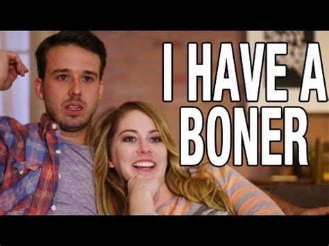 Women BFFs See Each Other Naked For The First Time VidoEmo