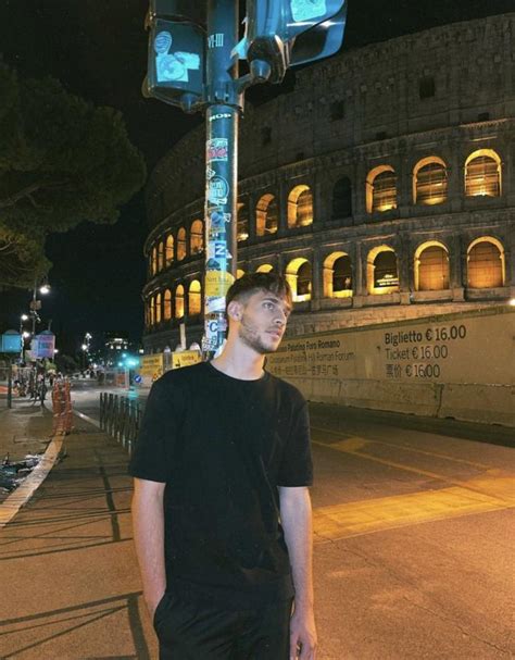Chi è Holden Amici 23 il padre Paolo Carta e l età