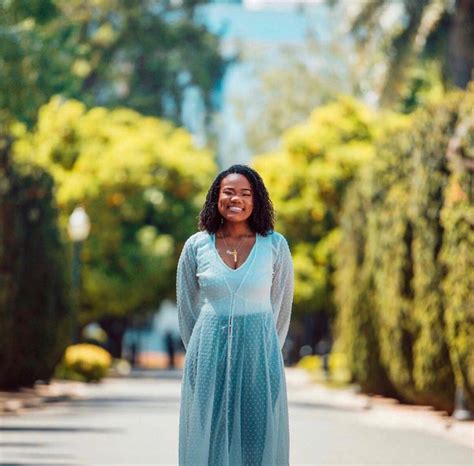 Meet Terrella Omana An Amazing Woman Who Defied The Odds And Set To
