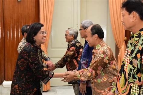 Selamatkan Nasib Tenaga Honorer Sri Mulyani Sahkan Gaji Gede Untuk 4
