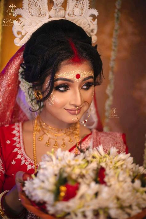 South Indian Bride Saree Bengali Bride Desi Bride Bengali Wedding