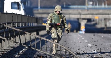 U S Intel Helped Ukraine Protect Air Defenses Shoot Down Russian
