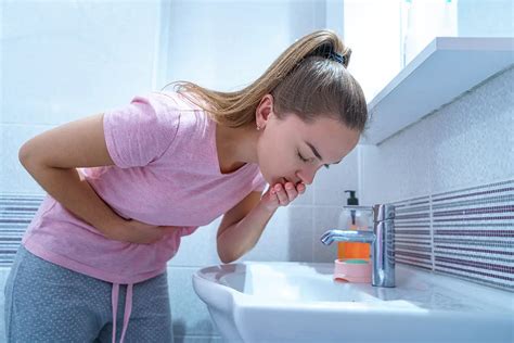 Nausea And Vomiting Causes Treatments Erdem Hospital Health Group